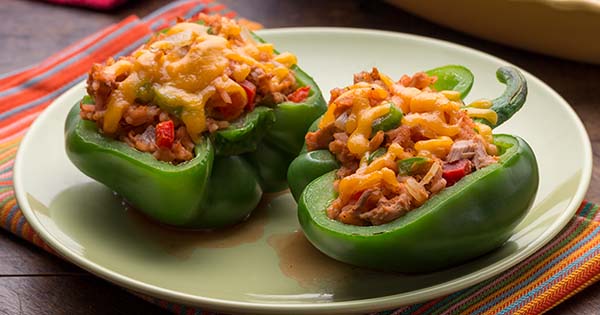 Receta de Pimientos Rellenos de Atún y Clamato | Clamato